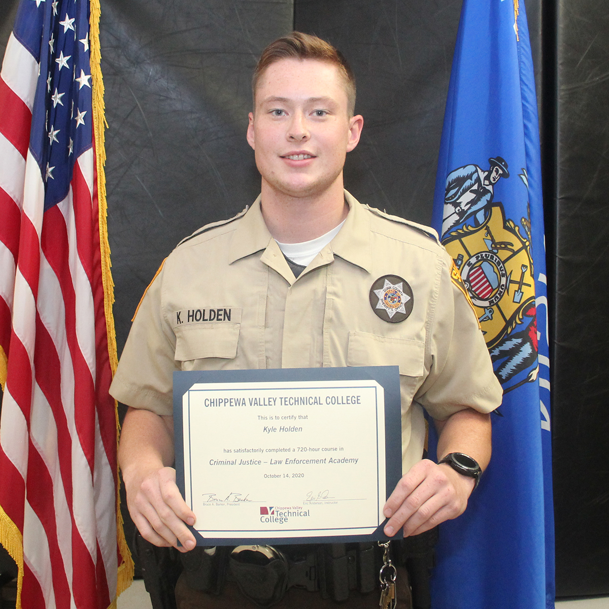 CVTC Grads Enjoy Surprise in Ceremony ⋆ 715Newsroom.com